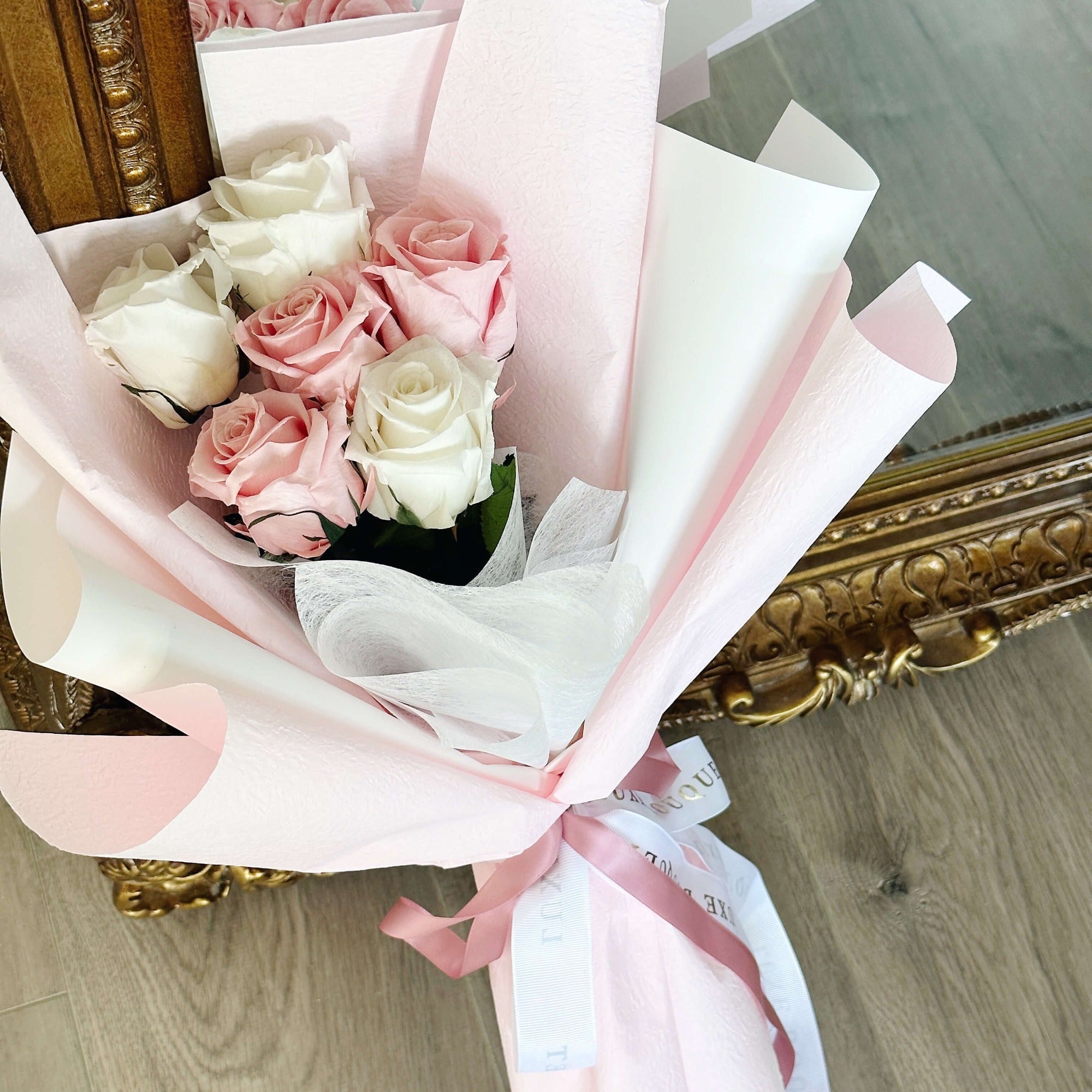 Long Stemmed Everlasting Rose Bouquet - White and Pink